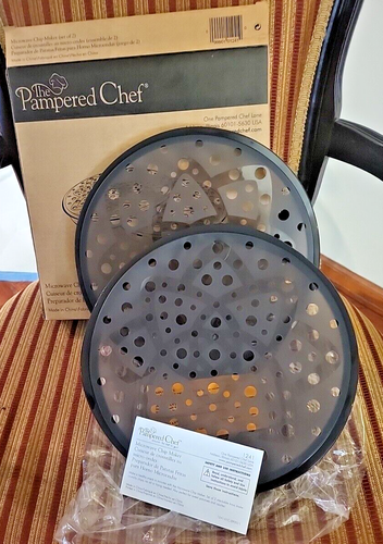 The Pampered Chef Microwave Potato Chip Maker (set of 2) #1241 - New in ...
