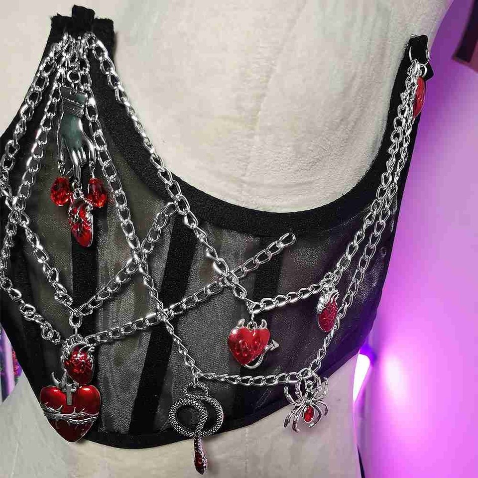 Grunge Harajuku 90s Emo Eco E-Girls Punk Rock Chain Goth Cummerbunds ...