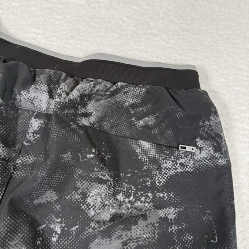 Fabletics The Fundamental Pants Men XS Black Camo Fitness Loungewear ...