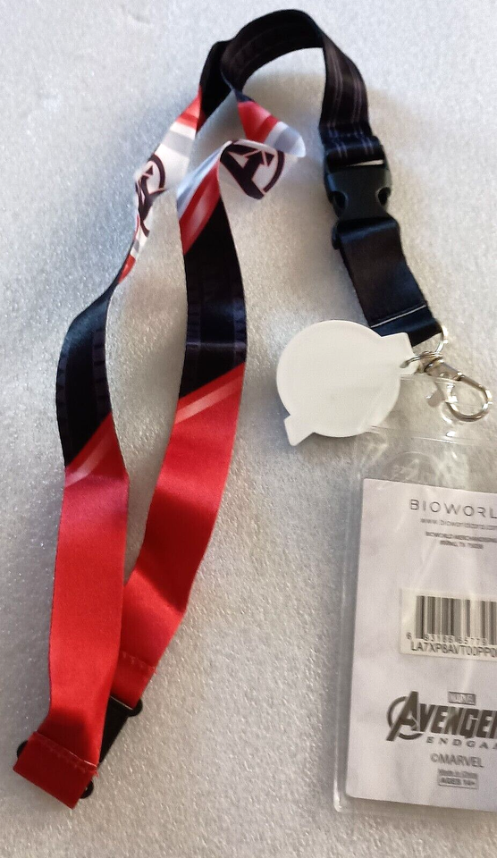 Marvel Avengers Pendant & ID Holder + Sticker Lanyard by Bioworld New ...