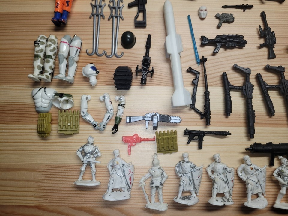 vintage action figure accessories lot Gi Joe, Motu, Tmnt, Lanard Corps ...