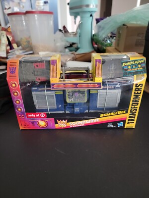 Authentic Transformers Soundwave & Doombox Target Exclusive action ...