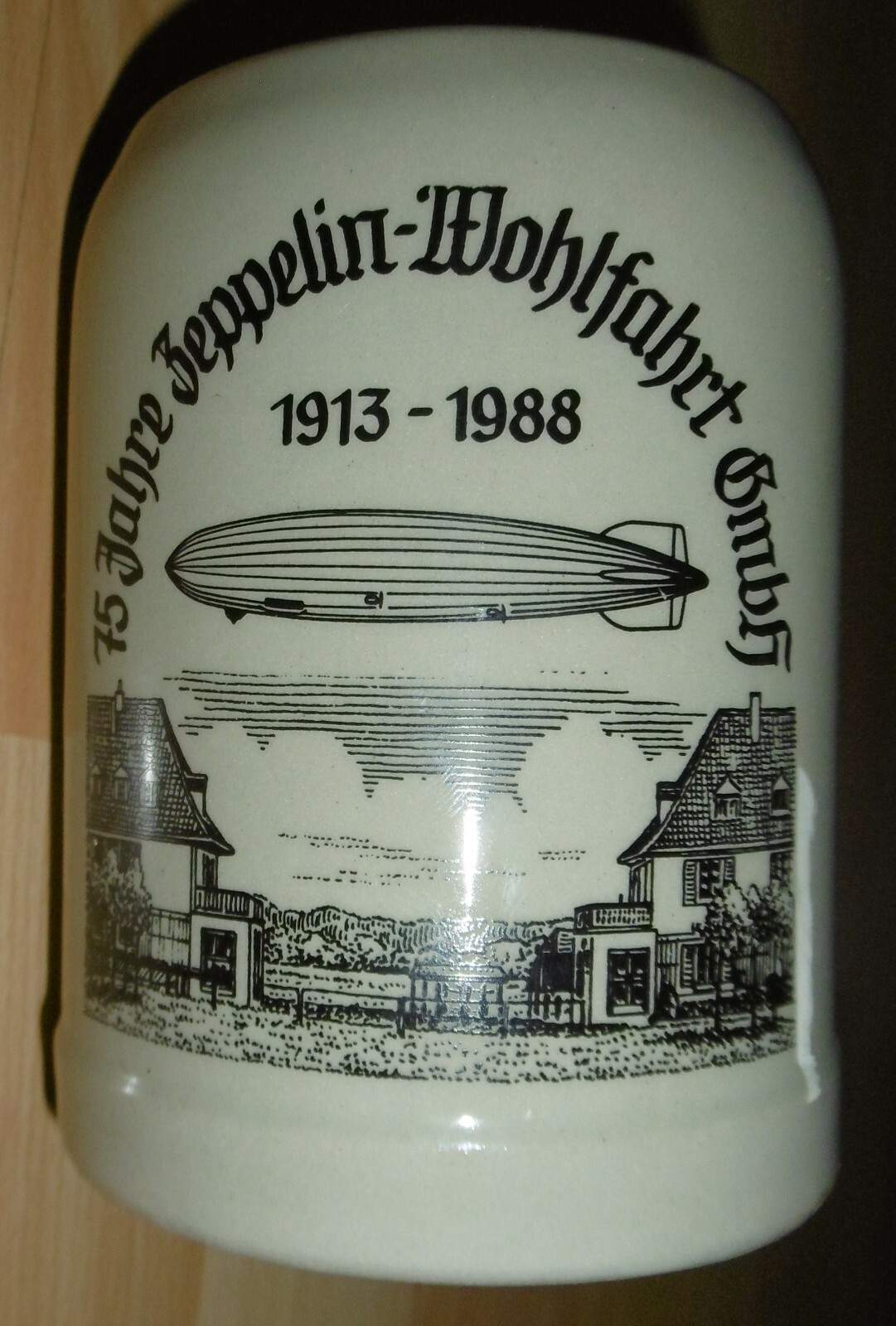 henkel bier krug steingut zeppelin wohlfahrt gmbh 75 jahre 1913 -1988 0 ...