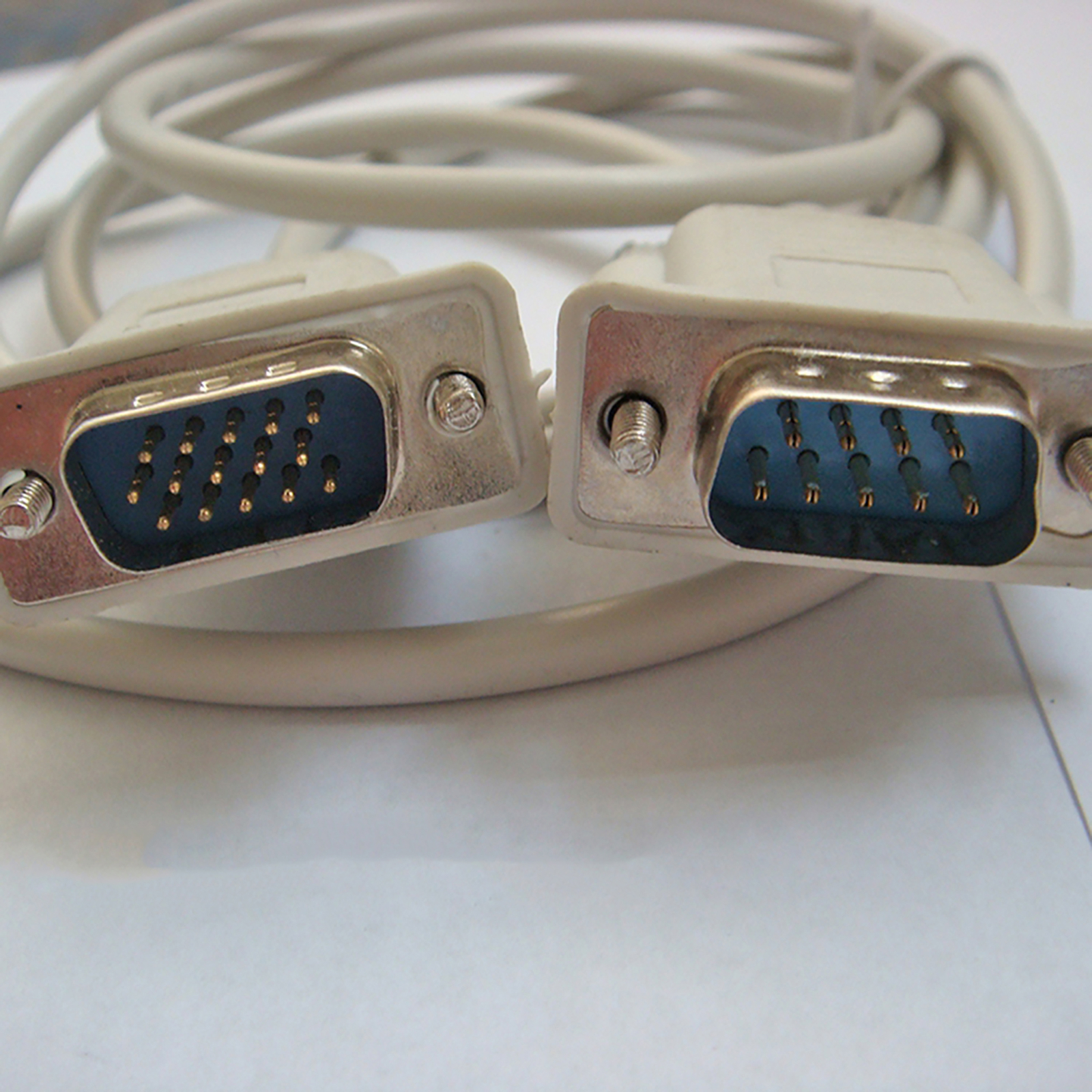 Universal 1.35m RS232 DB9 9 Pin Male to VGA 15 Pin Male Adapter Cable ...