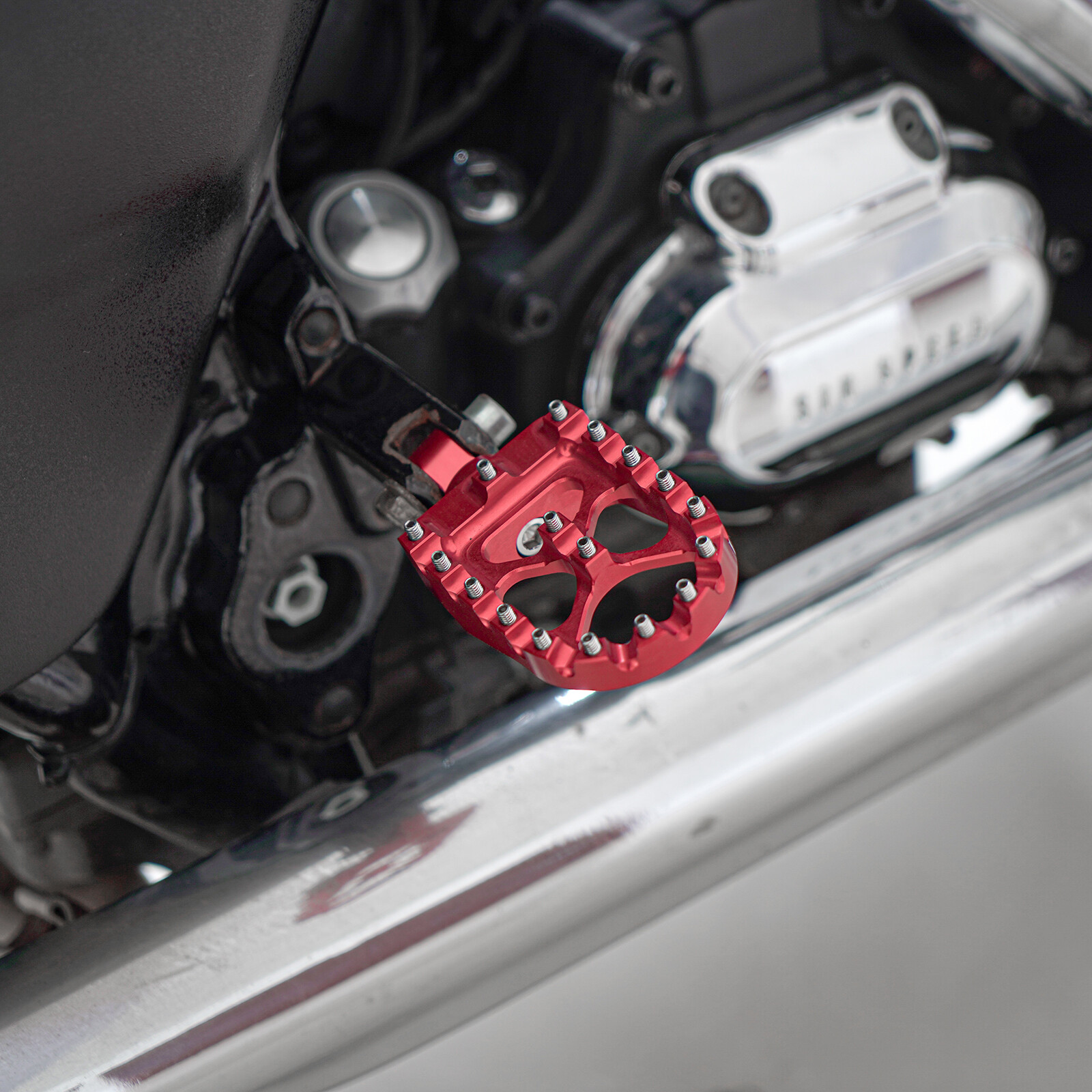 For Harley MX Rear Passenger Foot Pegs Touring Baggers Road King Road ...