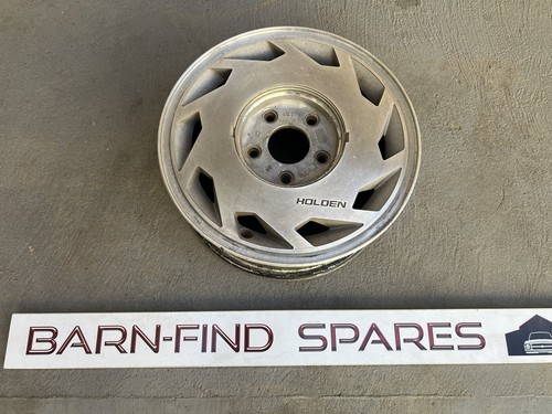 Commodore VL Calais Mag Wheel Also Fit VB VC VH VK VN VP VR VS Turbo V6 ...