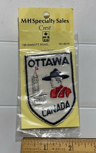 NIP Ottawa Canada Canadian Capital Peace Tower RCMP Mountie Souvenir ...