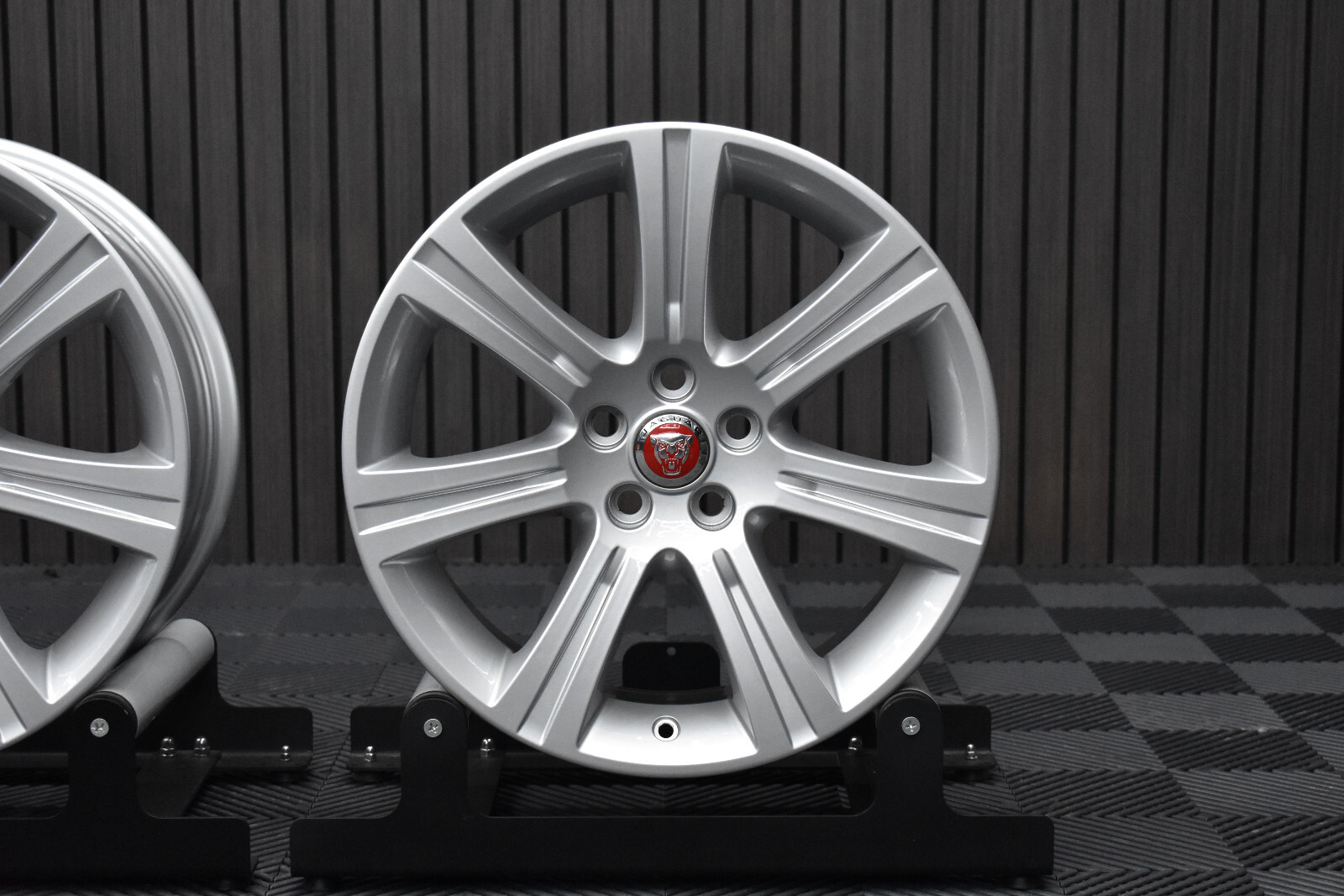 YOURS FOR OURS Genuine Jaguar XF 18" Alloy Wheels REFURBISHED SILVER x ...