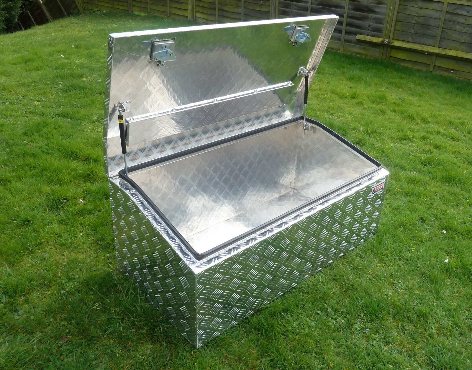 Large 5ft Aluminium Tool Box Storage Box Alloy Apache Box 1500mm x 600 ...