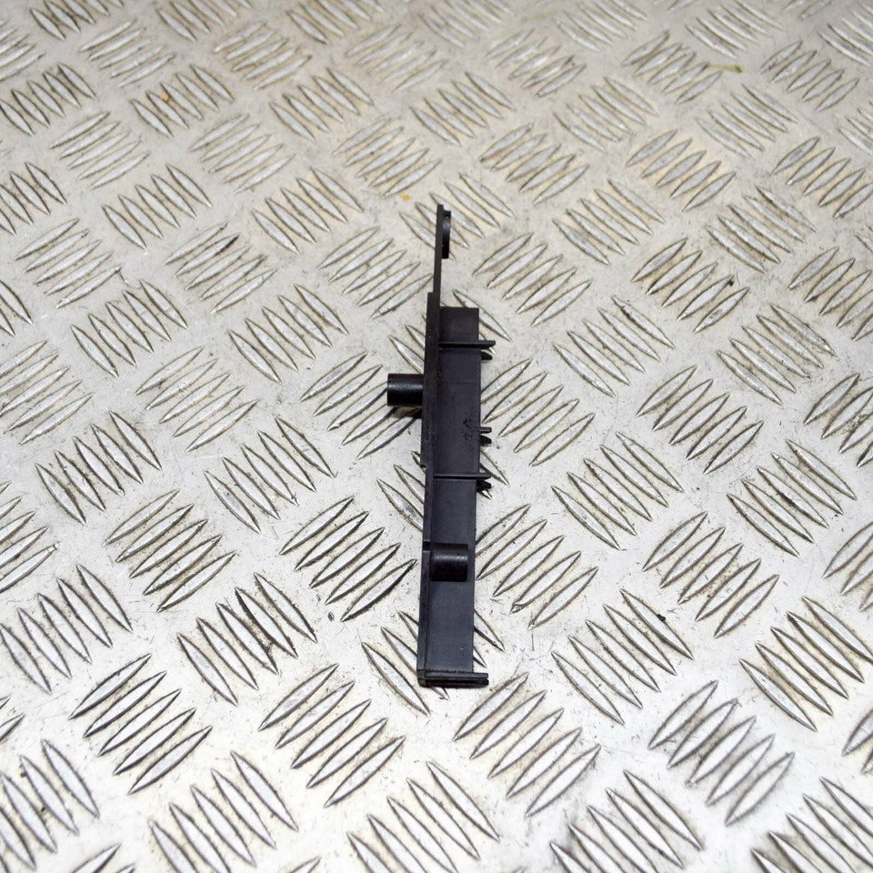 LAND ROVER RANGE ROVER EVOQUE L538 Radiator Holder Bracket 00207498-02 ...