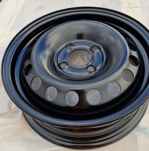 4 Stahlfelgen Alcar 3515 4,5x14 4/100 ET 37 Dacia Spring DBG NEU ab Bj ...