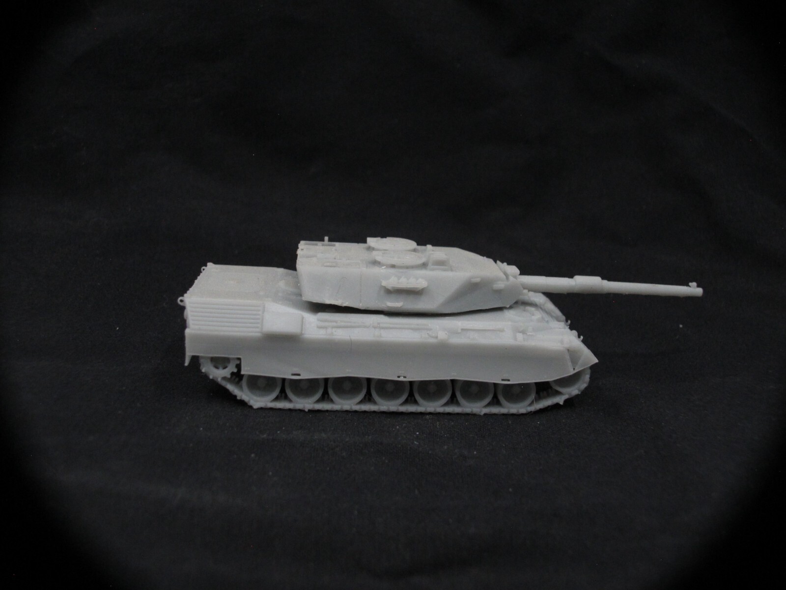 German Leopard 1A4 Tank 1/100 Flames of War Team Yankee | eBay