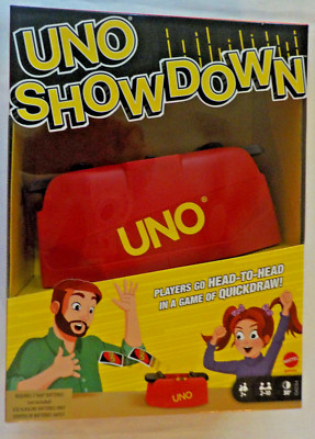 Uno Showdown electronic card launcher game Mattel head-to-head ...