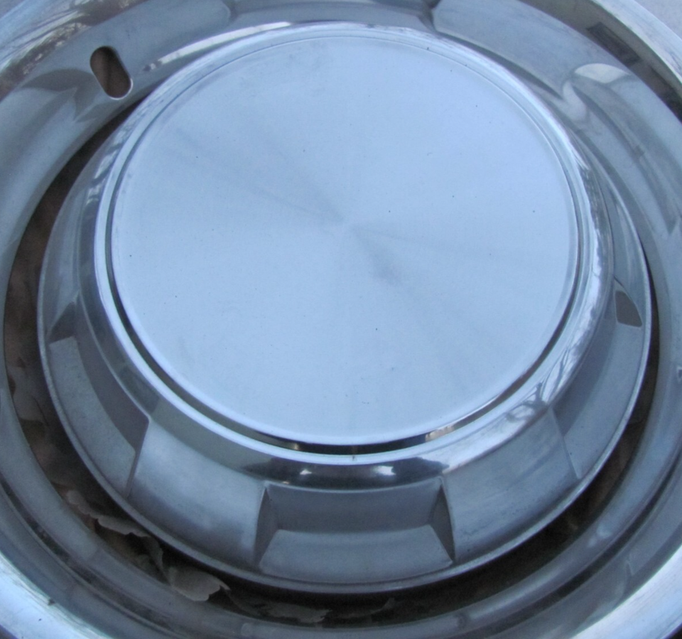 1980's - 1990's DODGE RAM D250 D350 TRUCK VAN DOG DISH HUB CAP SET 4 ...