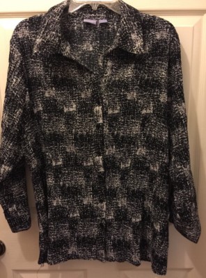 NWT Laura Scott Plus Size Top Sz 3X Accordion Pleat Black White Button ...