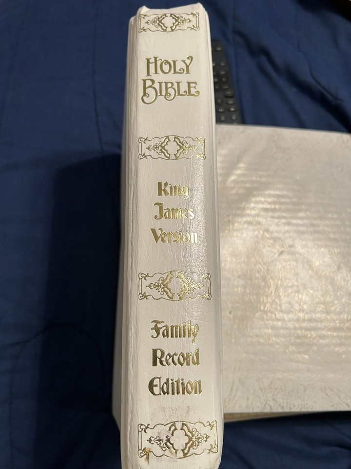 HOLY BIBLE ~ King James ~ FAMILY RECORD EDITION White HARDCOVER Blank ...
