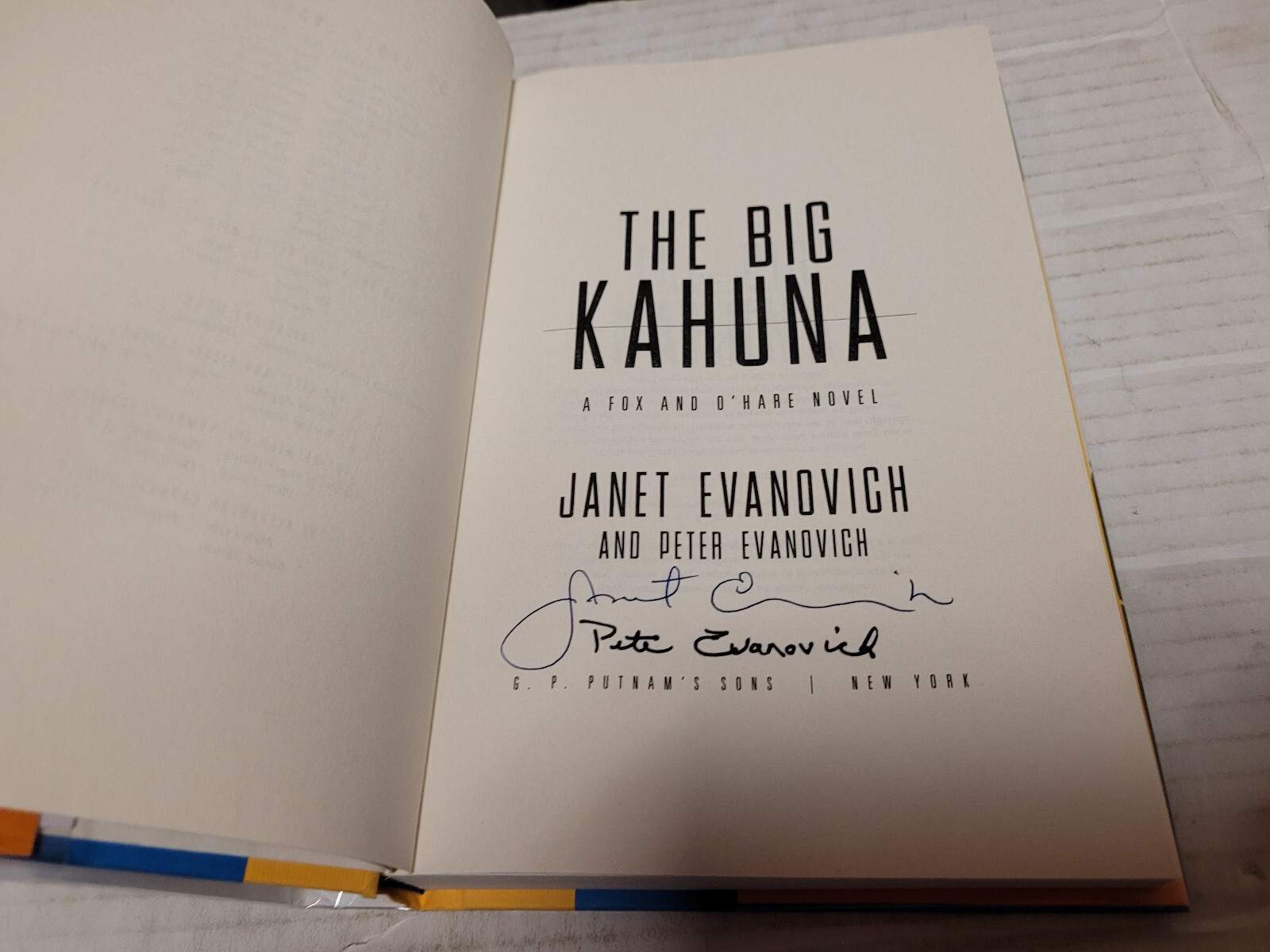 The Big Kahuna by Janet & Peter Evanovich (2019, Hardcover) SIGNED X 2 ...
