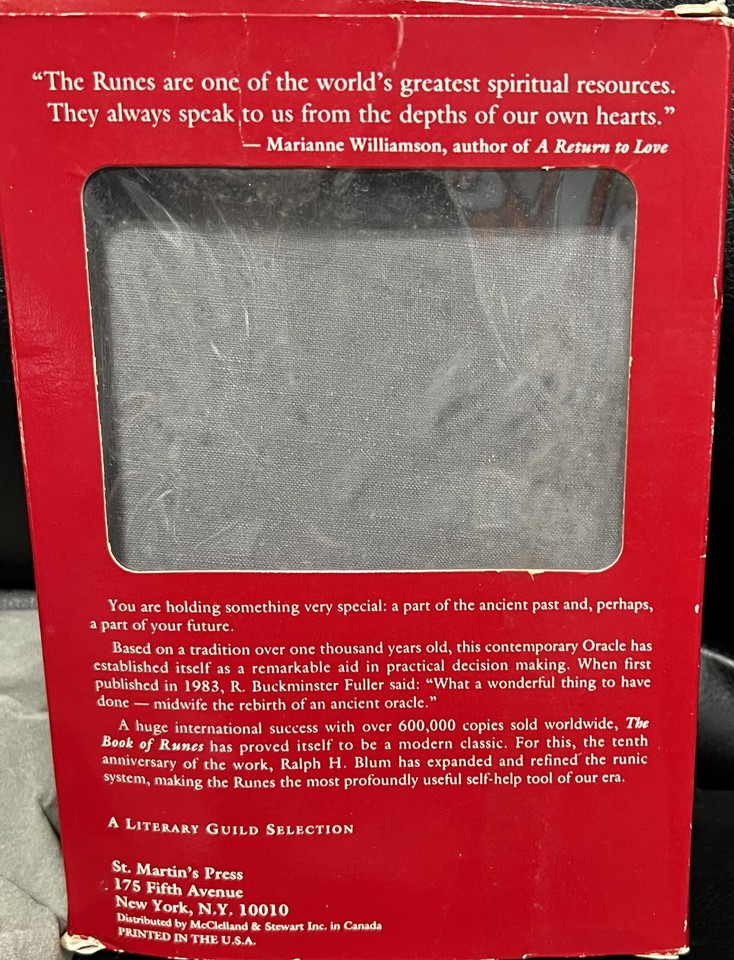 The Book of Runes by Ralph Blum 10th Anniversary Edition (Hardcover ...