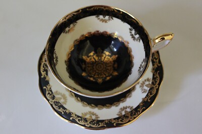 Cups & Saucers - Royal Standard Cup