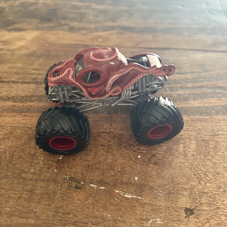 Octon8ter Monster Jam Series 25 Truck 1:64 Scale | eBay