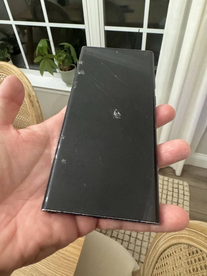 Samsung Galaxy S22 Ultra 128GB S908U - AT&T - Broken Screen - Free ...