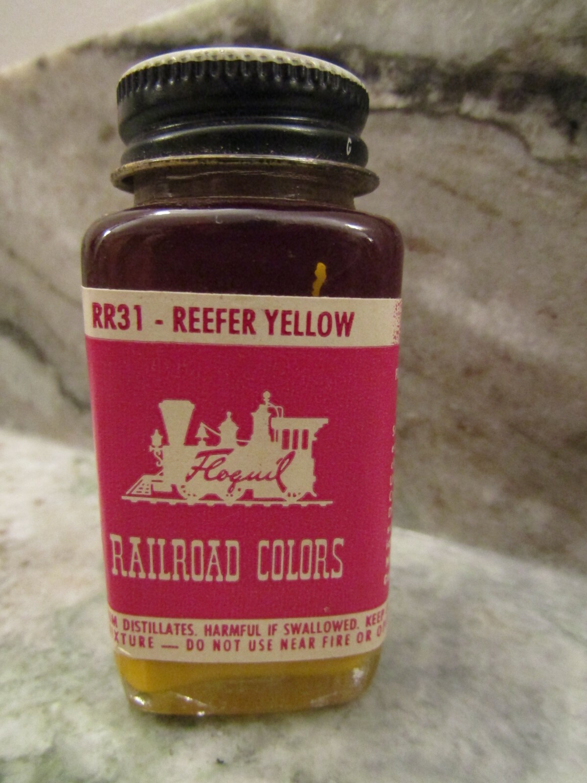 FLOQUIL RAILROAD COLORS MODEL PAINT - 1 1/5oz 1 1/5 OUNCE - REEFER ...