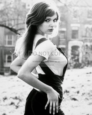 MADELINE SMITH BRITISH ACTRESS - 8X10 PUBLICITY PHOTO (OP-498) | eBay UK