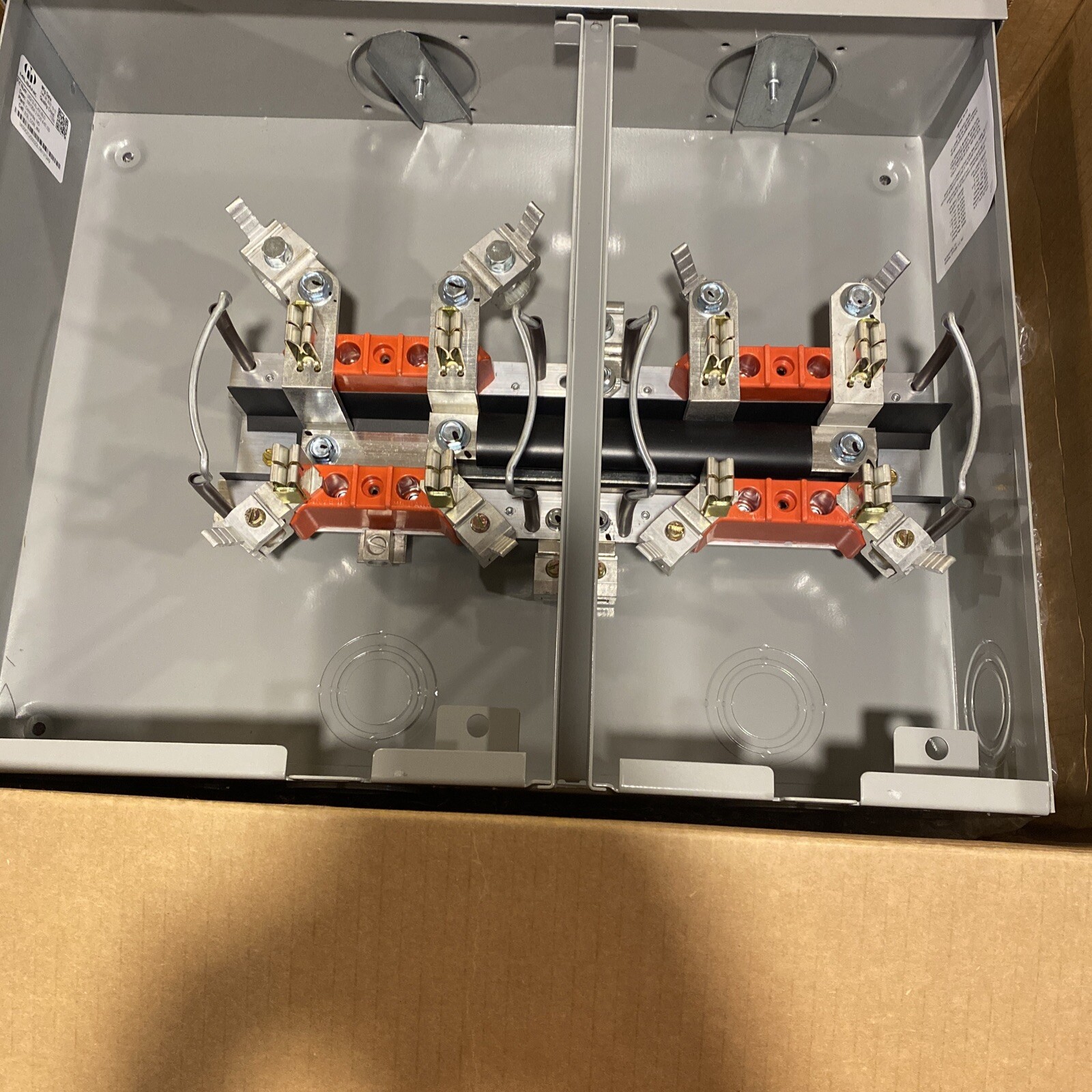 U8212-XL-KK-BLG 2 Gang Meter Base Milbank. 100 amp per position. 200 ...