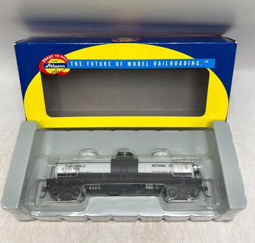 Athearn RTR Train Ho 7365 Panhandle Refining Triple Dome Tank Car CYCX ...