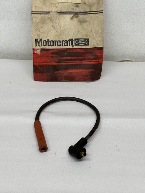 Ford D5PZ-12286-H Spark Plug Wire (15 3/8 " long) Motorcraft Ford WR ...