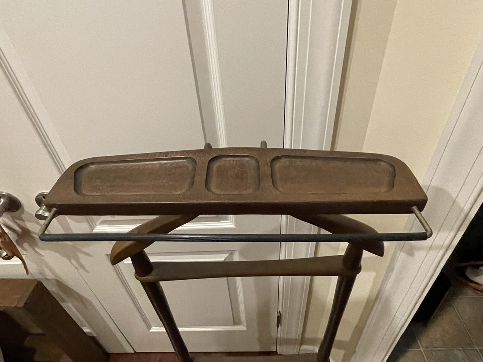 Vintage Wooden Rolling Men's Suit Valet Butler Stand In Very Good Cond ...