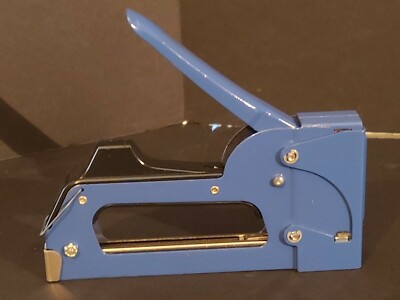 TESTED GOOD BLUE Arrow T55 Staple Gun Easy Hand Grip Control All Steel ...