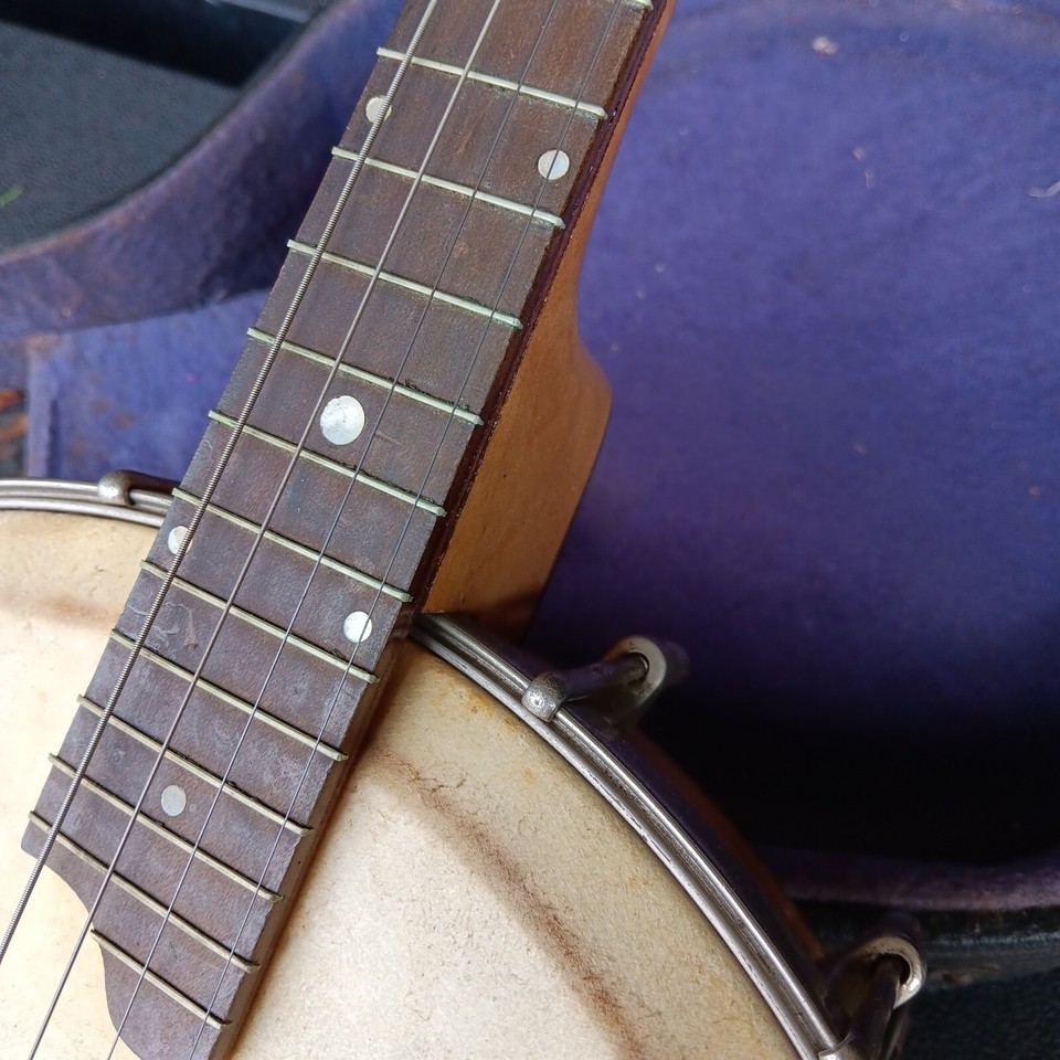 Vintage Parlor Banjo, Banjo Mandolin or Banjolin w/Case and Accessories ...