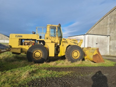 Wheel Loaders - Clark