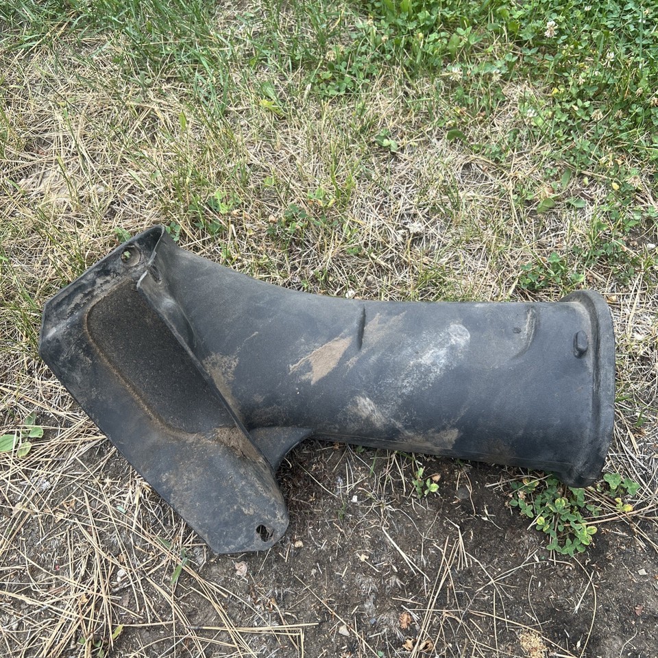 Snapper 21" Hi Vac Lawn Mower Bagger Discharge Tube Chute read ...