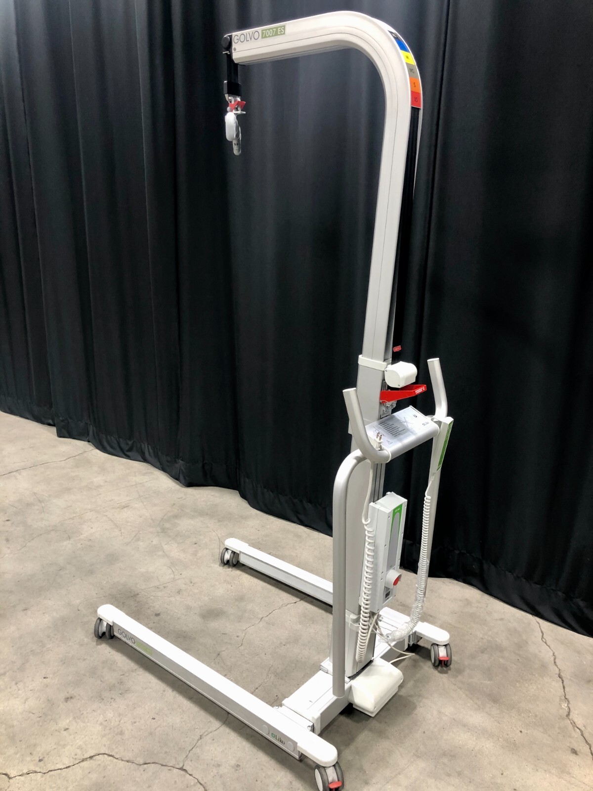 LIKO GOLVO 7007 ES MOBILE POWER PATIENT LIFT, Battery Charger & NEW ...