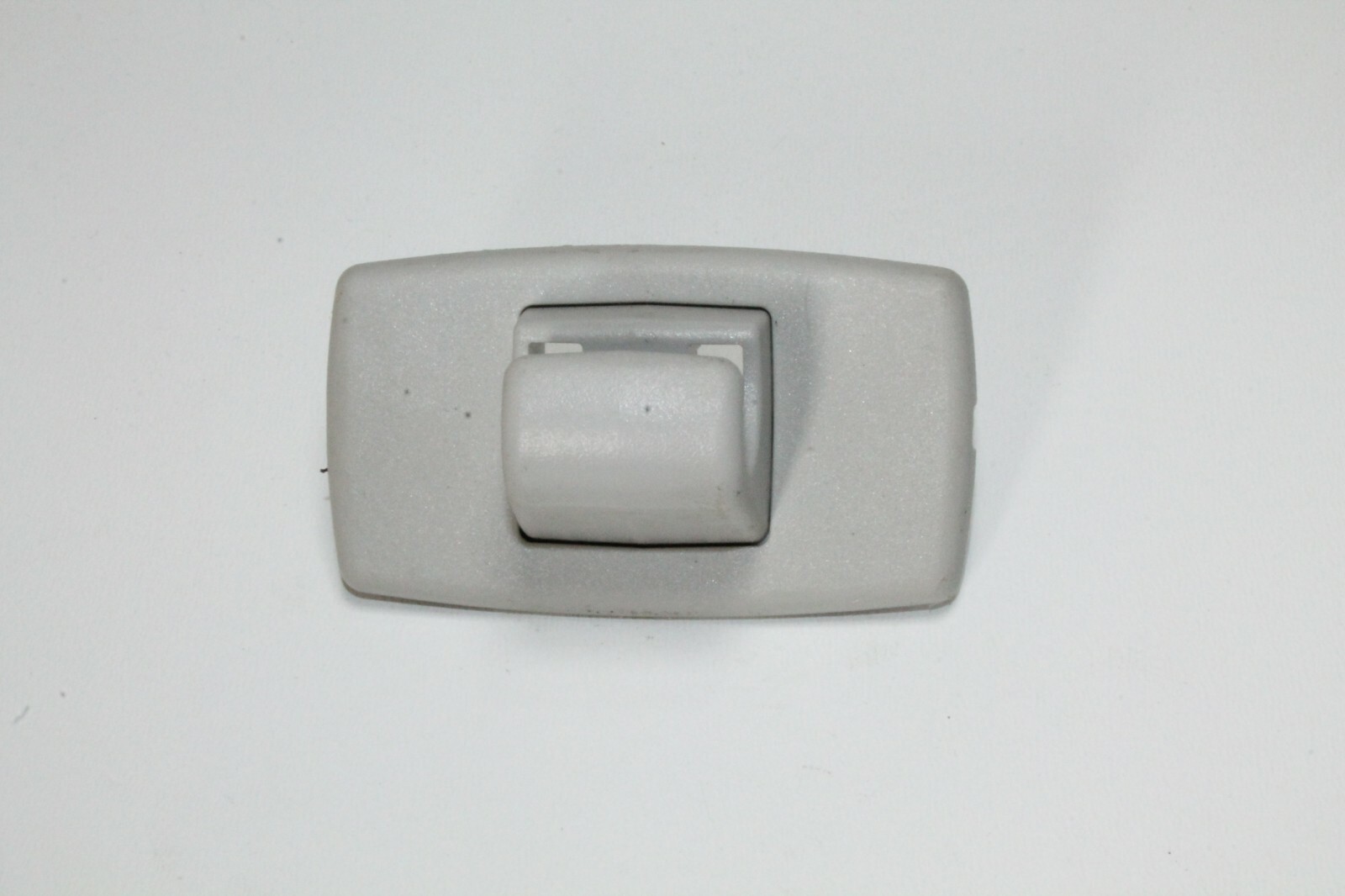 MERCEDES BENZ ML-CLASS W166 SUPPORT BEARING SUN VISOR LEFT A1668100012 ...