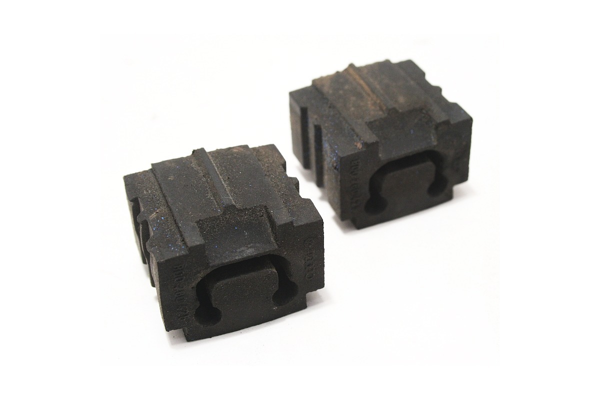 AC Condenser Mount Bushings Audi A4 S4 B5 A6 C5 A8 Passat B5 - 8D0 260 ...
