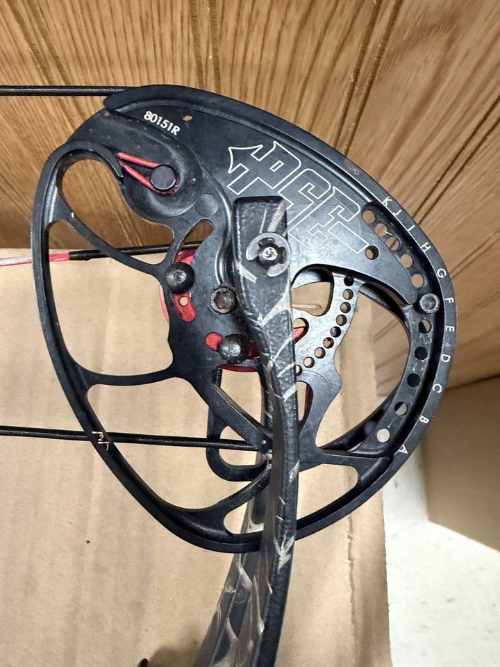 PSE Archery Bow Madness XS Compound NEW STRINGS | eBay