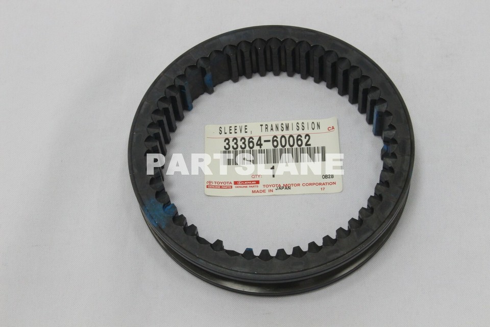 Toyota Land Cruiser FZJ71 FZJ79 OEM Genuine Transmission Hub Sleeve ...