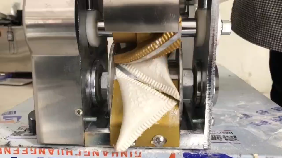 Automatic Large Meat Pie Maker Big Empanadas Samosa Dumpling Making ...