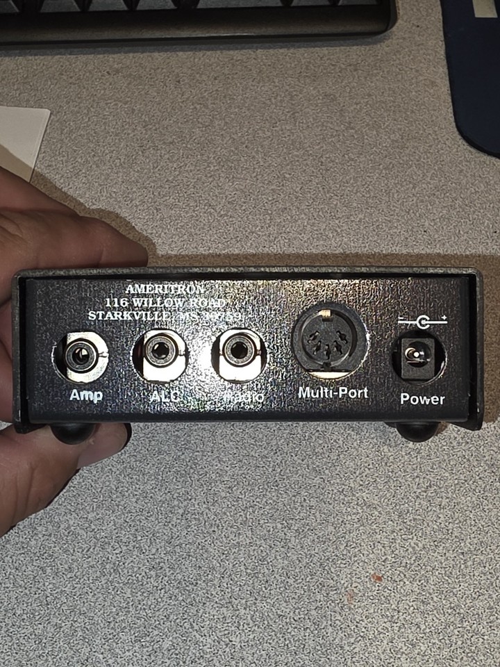 AMERITRON ARB-704 AMPLIFIER INTERFACE BUFFER WITH CORDS AND MANUAL ...