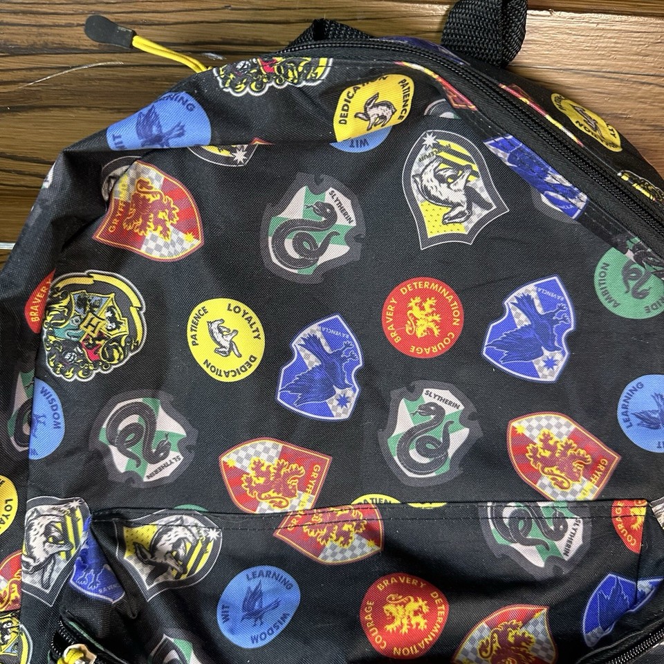 Harry Potter Badge Backpack School Bag Hogwarts Wizard Daniel Radcliffe ...