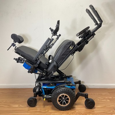QUANTUM Q6 EDGE .POWER TILT,RECLINE AND LEGS. ALL-TERRAIN. ATTENDANT ...