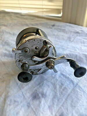 Casting Reels - Vintage Shakespeare Service 1944 Model Ge