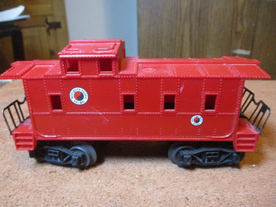 Post WarLionel O gauge Custom Northern Pacific RR Red Caboose NNO | eBay