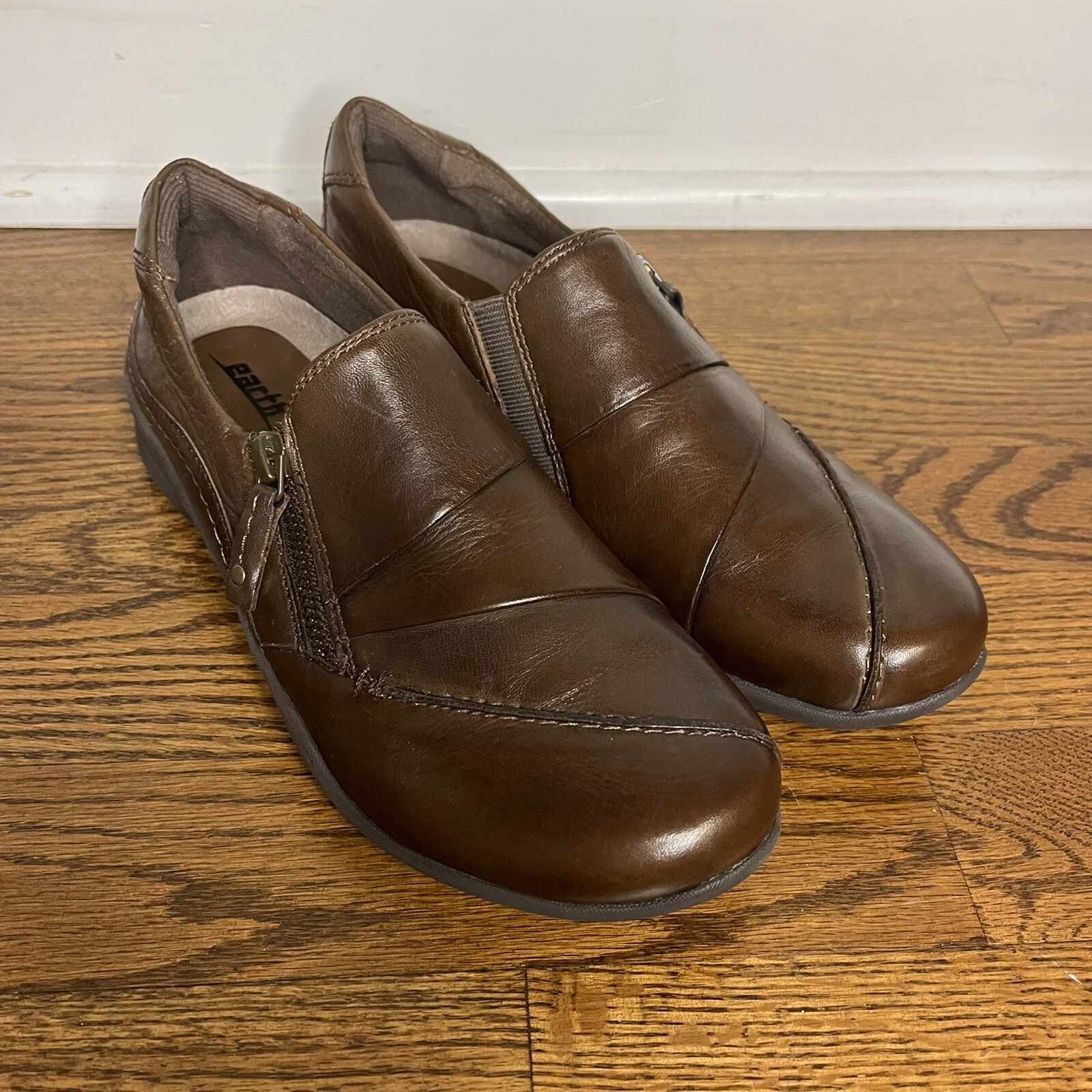 Women's ANISE Narrow BARK EARTH RELIEF POD Comfort Fl… - Gem