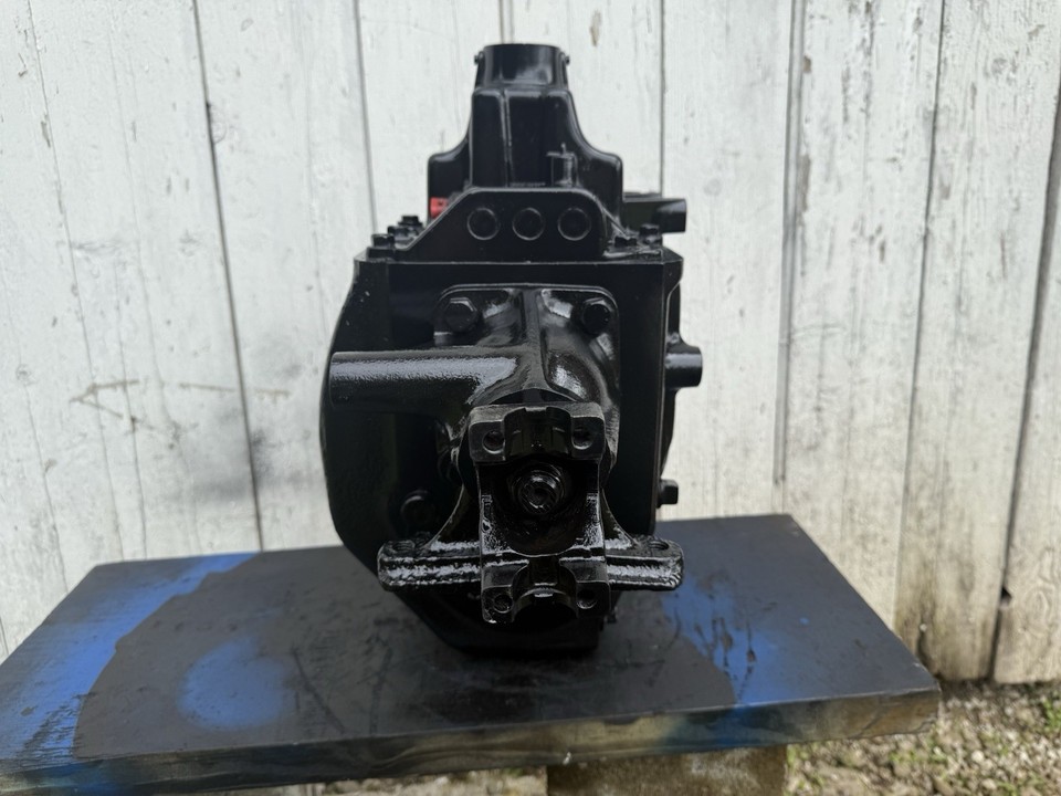 FORD NEW PROCESS NP435 Manual Transmission DIVORCED F250 4x4 4 Speed ...