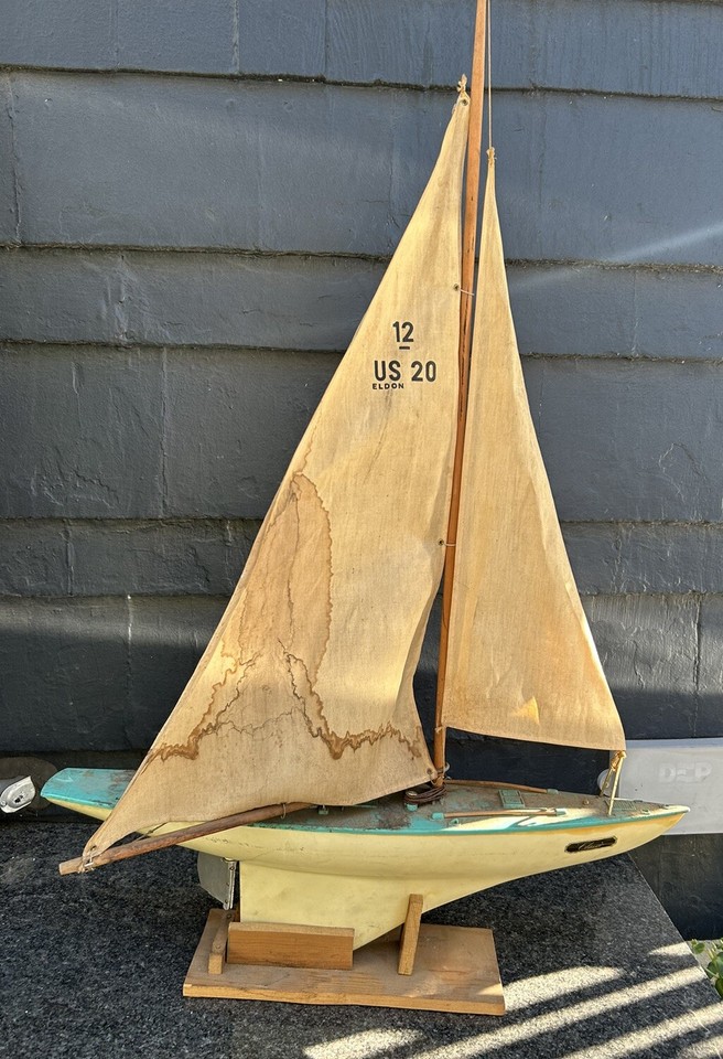 Vintage 1960s Eldon Yacht White/Blue Toy Sailboat with Yellow Cloth ...