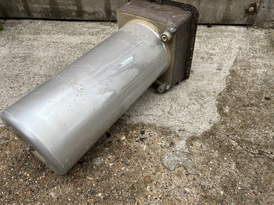 Carver Cascade 2 Water Heater,Gas Only, Good Condition no control box ...